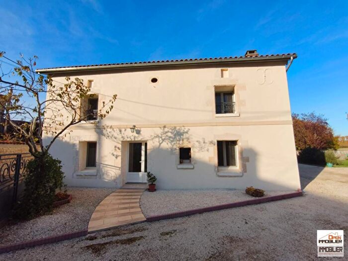 Maison à vendre - Genac - 5 pièces - 3 chambres