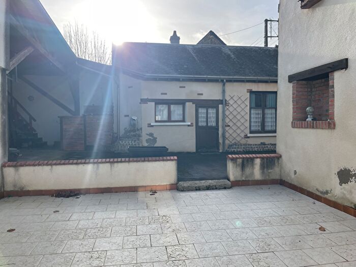 Maison à vendre - Vatan - 4 pièces - 1 chambre