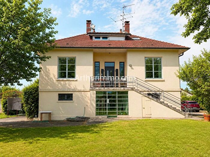 Bletterans : Maison 7 pièces à vendre