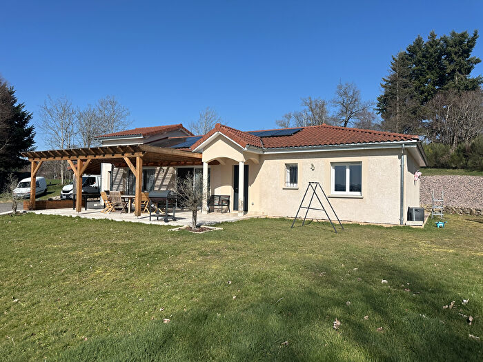 Maison à vendre - Celles-sur-Durolle - 3 pièces - 3 chambres