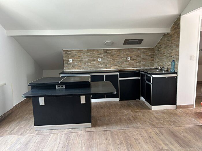 Gutenbert, Livry-Gargan - Appartement 2 pièces à louer