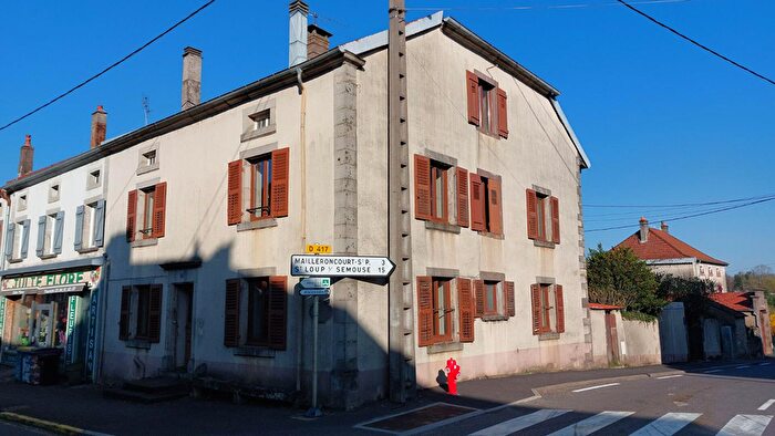 Maison à vendre - Vauvillers - 8 pièces - 4 chambres