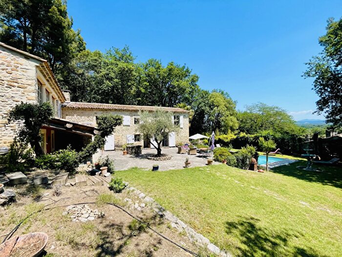 Grillon : Maison 5 pièces à vendre