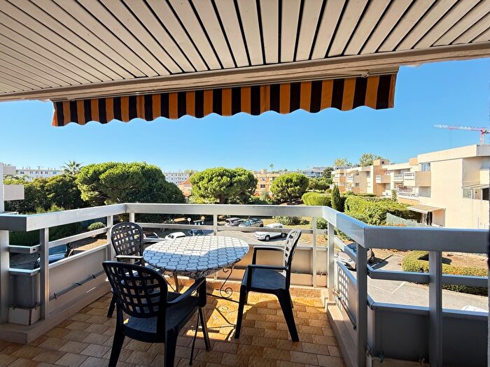 Appartement à vendre - Antibes, Rastines, Super Antibes, Laval, La Fontonne - 1 pièce