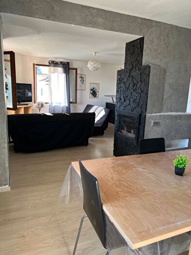 Appartement à louer - Venaco - 3 pièces - 2 chambres