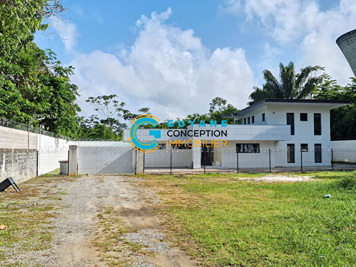 Maison à louer - Saint-Laurent-du-Maroni - 4 pièces