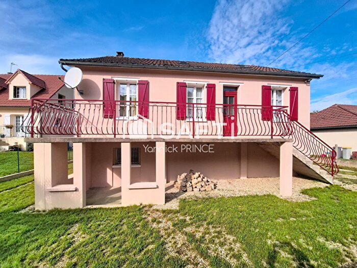 Maison à vendre - Villeneuve-sur-Yonne - 7 pièces - 3 chambres