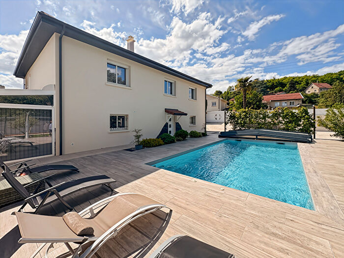 Maison 5 pièces à vendre - Luzinay