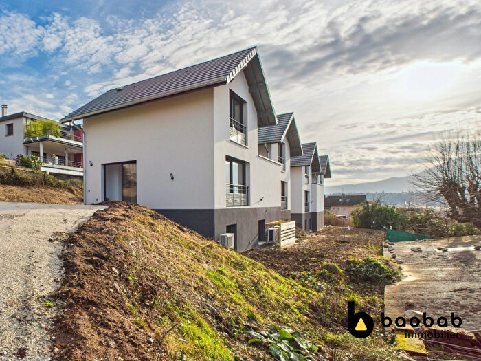Maison à vendre - Aix-les-Bains, Est - 4 pièces - 3 chambres