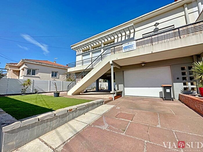 Maison à louer - Ancien Hôpital, Béziers - 4 pièces - 3 chambres