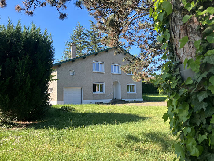 Saint-Genis-les-Ollières : Maison 7 pièces à vendre