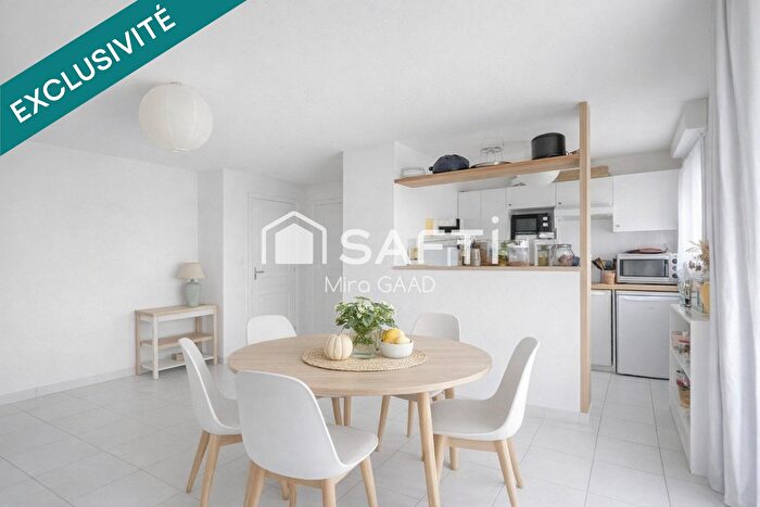 Appartement à vendre - Saint-Sulpice-la-Pointe - 2 pièces - 1 chambre