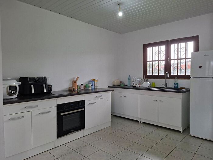 Maison à vendre - Matoury - 4 pièces - 3 chambres