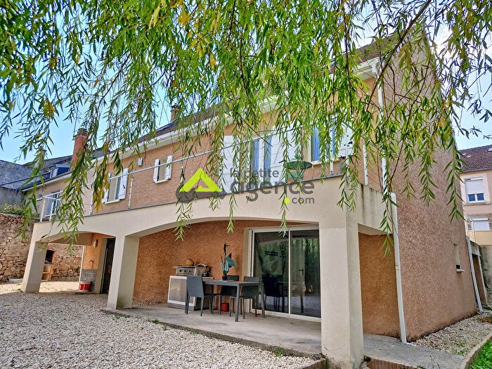 Maison 6 pièces à Ahun, à vendre