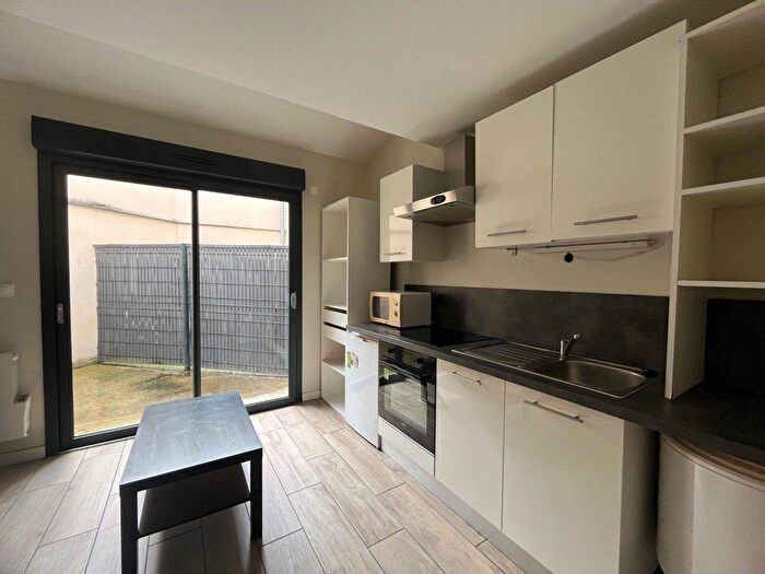 Croix Luizet, Villeurbanne - Appartement 1 pièce à louer