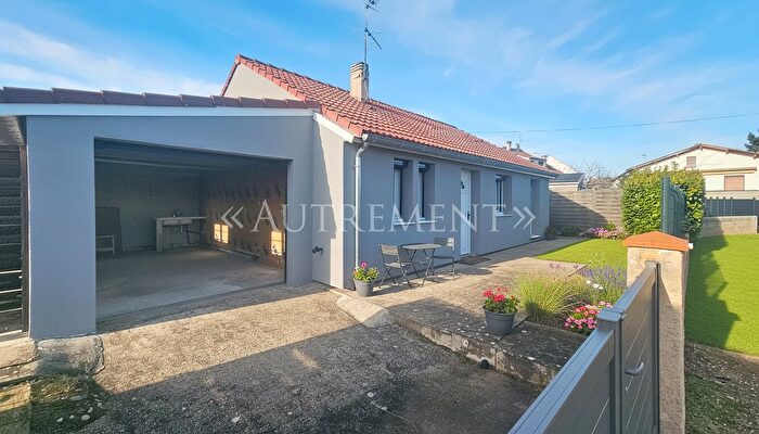 Maison à vendre - Saint-Sulpice-la-Pointe - 3 pièces - 2 chambres