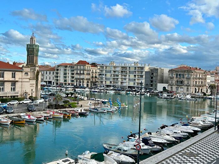 Appartement à vendre - Sète, Centre-ville - 4 pièces - 3 chambres