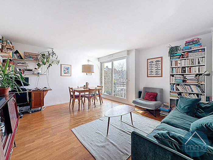 Appartement à vendre - Asnières-sur-Seine, Centre-ville - 3 pièces - 2 chambres