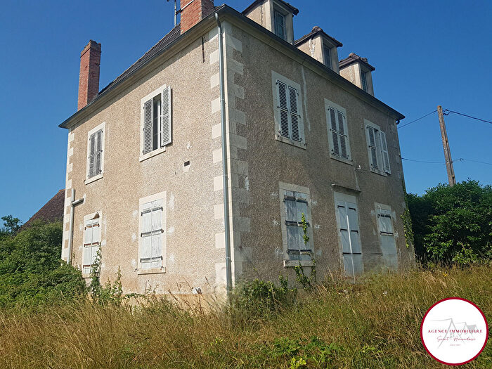 Maison à vendre - Faverdines - 8 pièces - 4 chambres