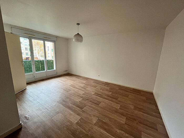 Appartement 2 pièces à Poissy, Saint-Exupéry, à louer