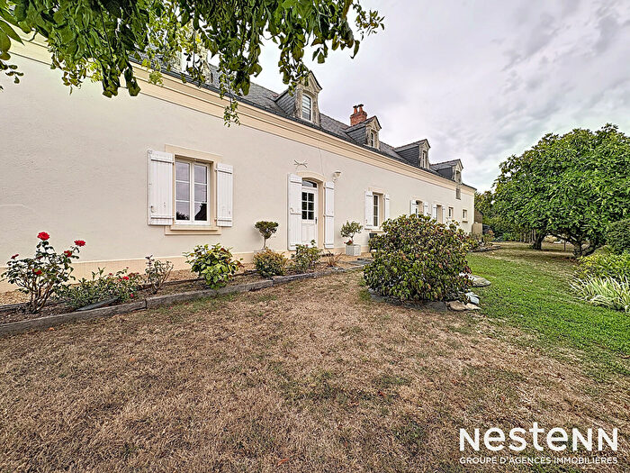 Maison 8 pièces à vendre à Cornillé-les-Caves