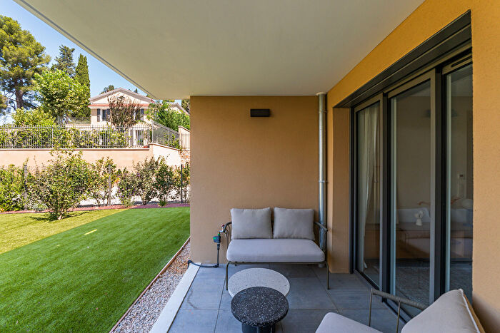 Aix-en-Provence, Saint-Donat, Les Platanes : Appartement 2 pièces à vendre