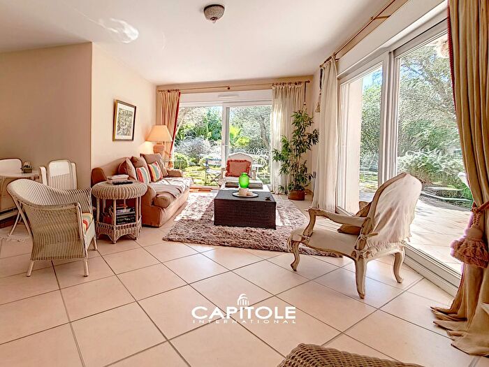 Appartement à vendre - Antibes, Antibes-les-Pins, Trianon, Le Fournel, Peyregoue - 4 pièces - 3 chambres