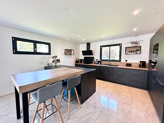 Maison à vendre - Meucon - 6 pièces - 4 chambres