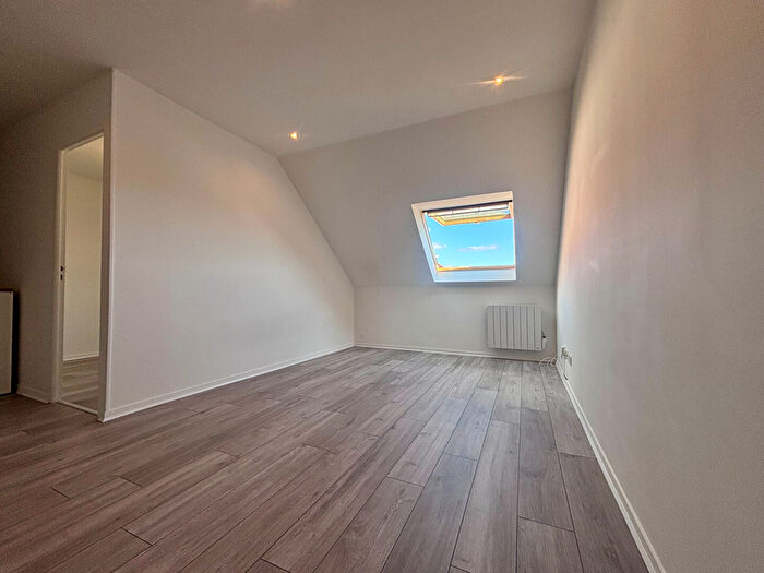 Appartement à vendre - Jouars-Pontchartrain - 2 pièces - 1 chambre