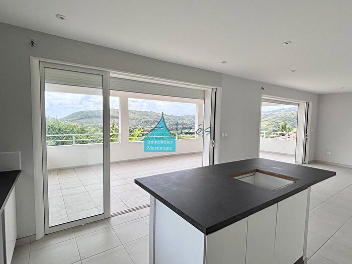 Maison à louer - Le Vauclin - 4 pièces - 3 chambres