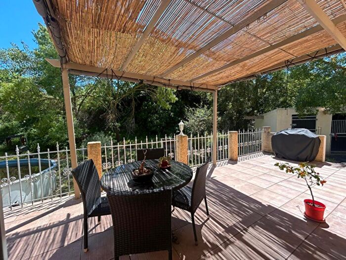 Maisons à vendre et appartements à louer - 1