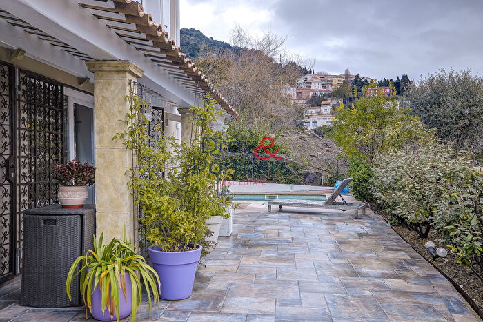 Maison à vendre - La Turbie - 5 pièces - 3 chambres