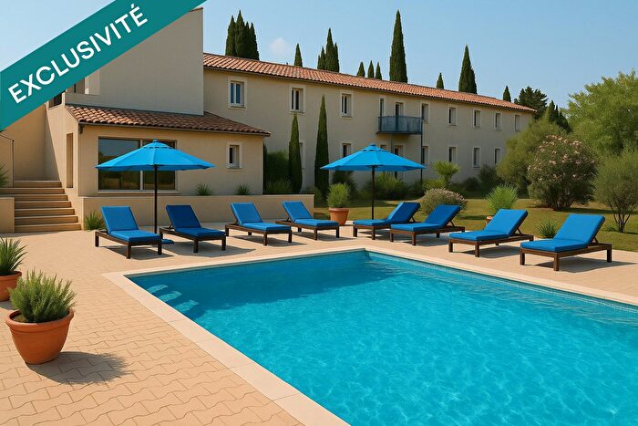 Appartement à vendre - Eygalières - 3 pièces - 2 chambres