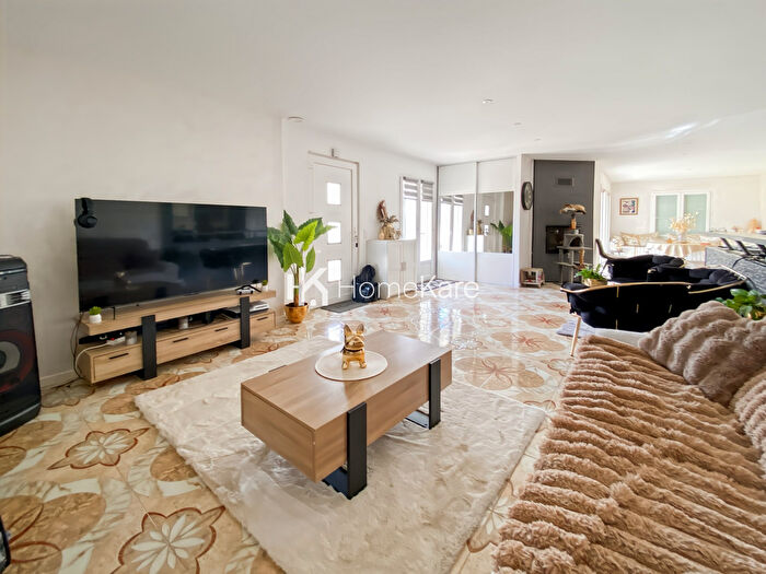 Maison à vendre - Sainte-Bazeille - 5 pièces - 4 chambres