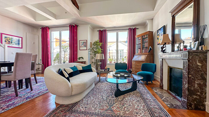 Asnières-sur-Seine, Bécon, Bourguignons : Appartement 3 pièces à vendre