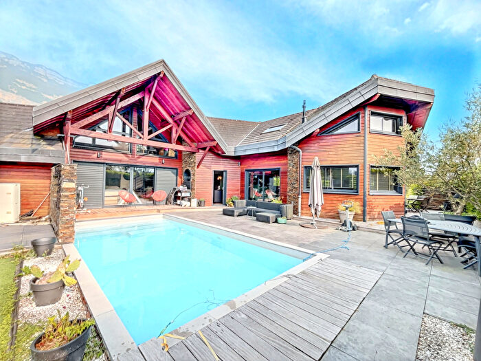 Maison à vendre - Drumettaz-Clarafond - 4 pièces - 3 chambres