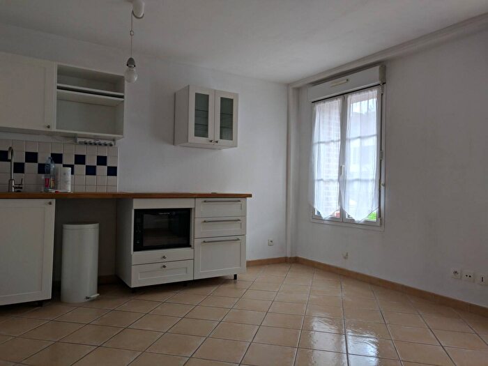 Appartement à louer - Amiens - 2 pièces - 1 chambre