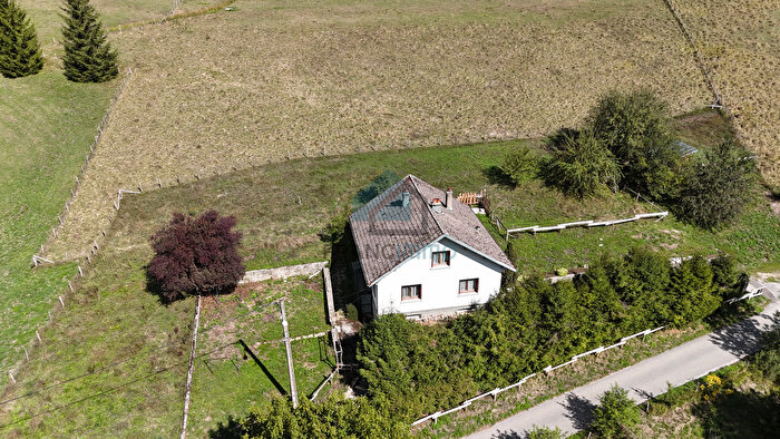 Maison 5 pièces à Rosureux, à vendre
