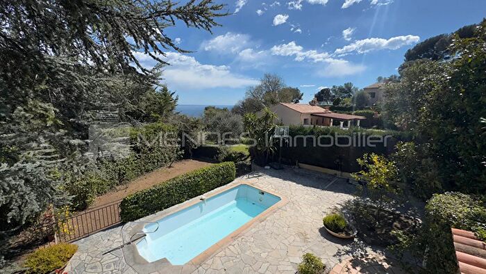 Maison à louer - La Turbie - 4 pièces - 2 chambres