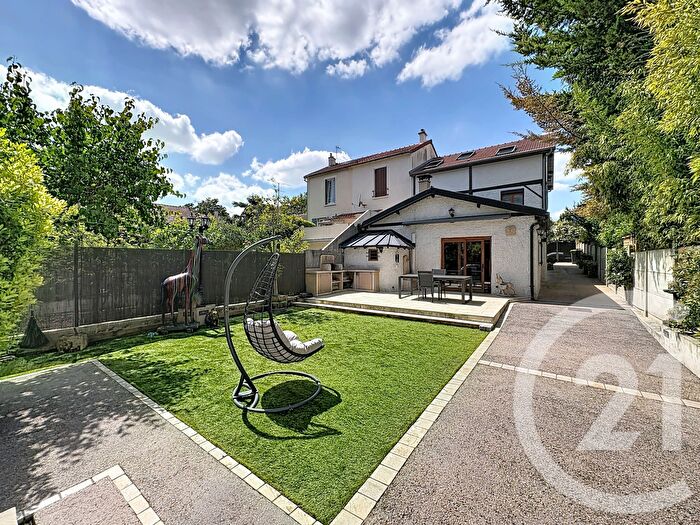 Champigny-sur-Marne, Centre-ville, Coteaux - Maison 6 pièces à vendre