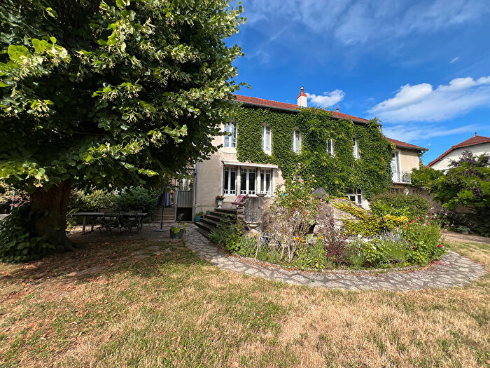 Maison 8 pièces à vendre à Moulins, Gâteaux, Clos de Bourgogne