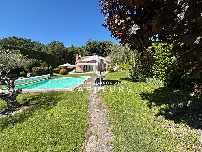 Maison 5 pièces à Aix-en-Provence, Puyricard, Célony, à vendre