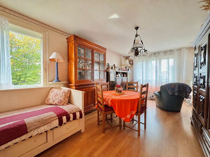 Ozoir-la-Ferrière, Vieux village, Armainvilliers, Notre Dame : Appartement 2 pièces à vendre