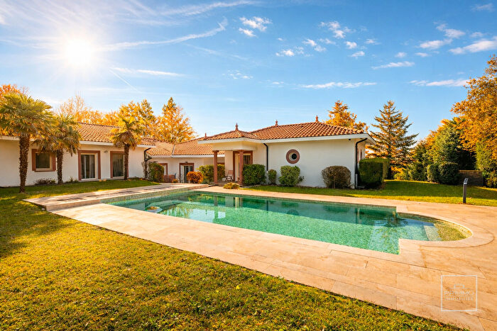 Maison à vendre - Saint-Cyr-au-Mont-dOr - 8 pièces - 6 chambres