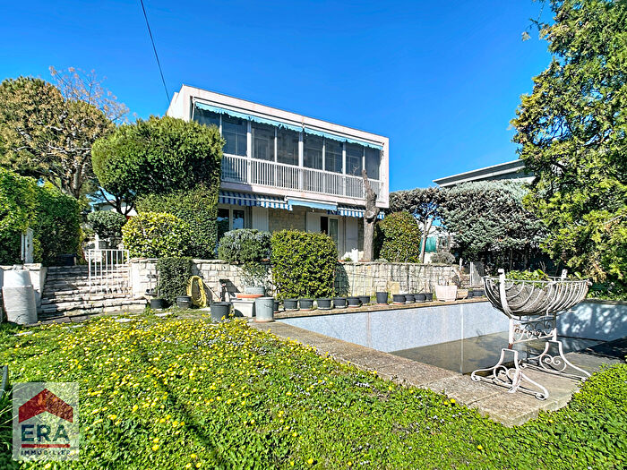 Maison à vendre - Marseille e , Le Merlan - 7 pièces - 4 chambres