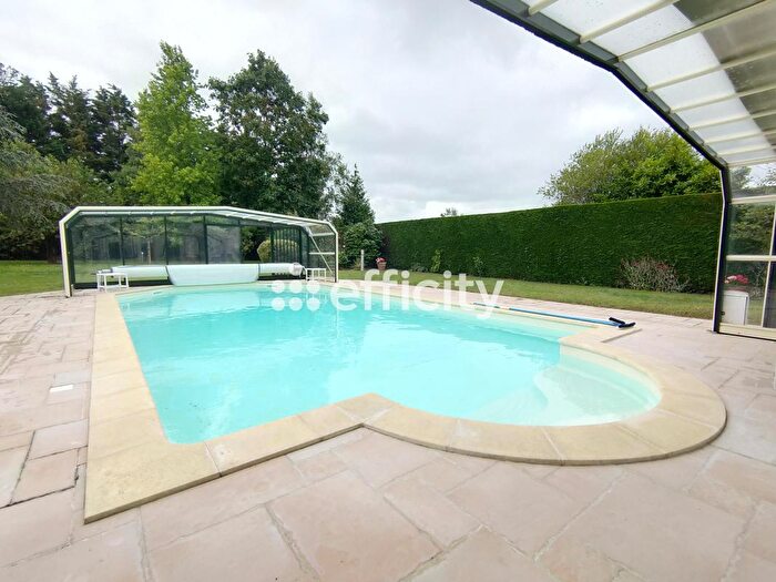 Maison à vendre - Saint-Étienne-de-Montluc - 11 pièces - 5 chambres