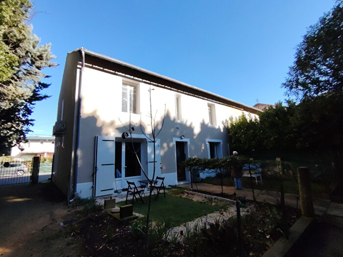 Appartement à vendre - Orange, Colline, Etang - 3 pièces - 2 chambres