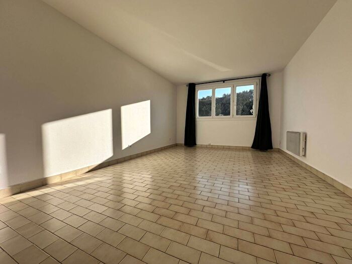 Appartement 1 pièce à louer - Village, Bédarrides