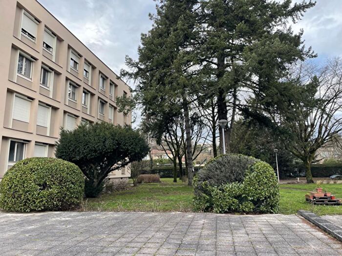 Appartement 4 pièces à vendre à Écully, Chalier, Valvert