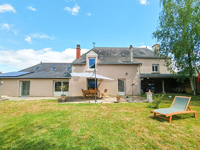 Maison 7 pièces à Notre-Dame-d'Allençon, à vendre